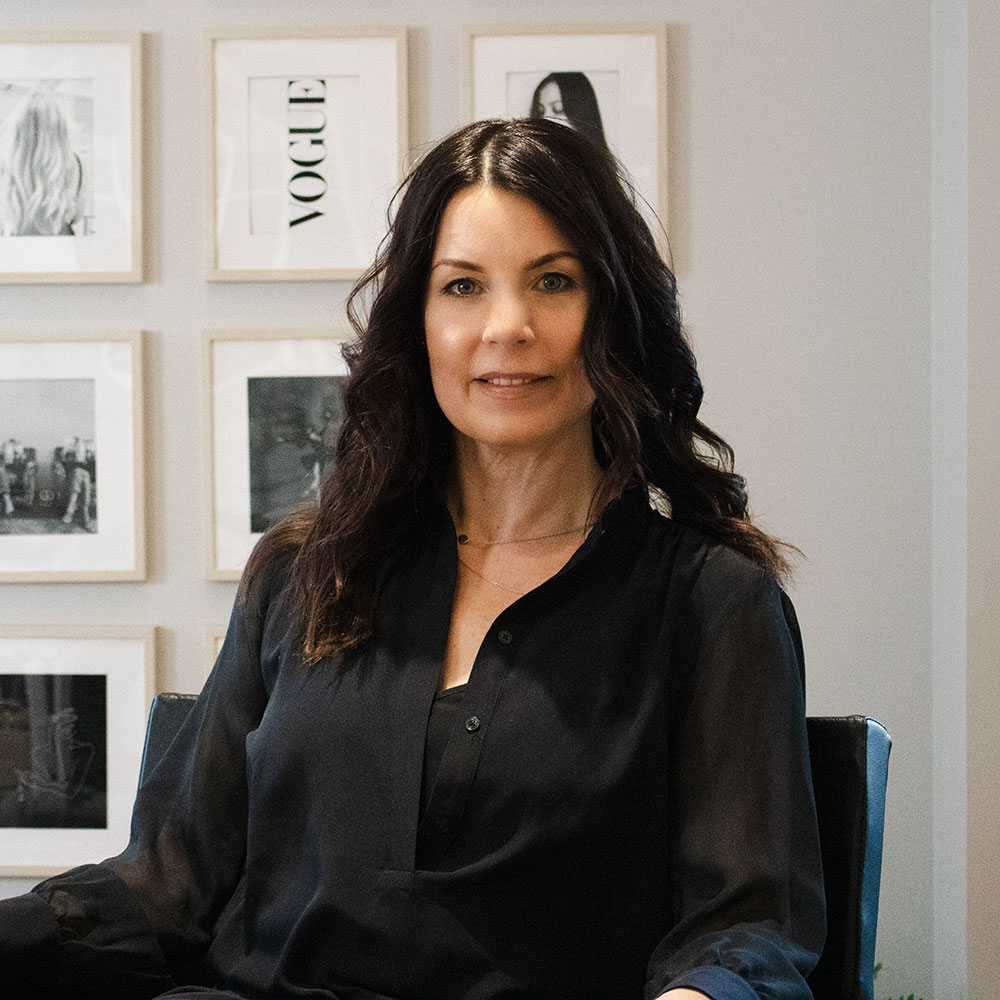 Tracey Simes – House of Toli